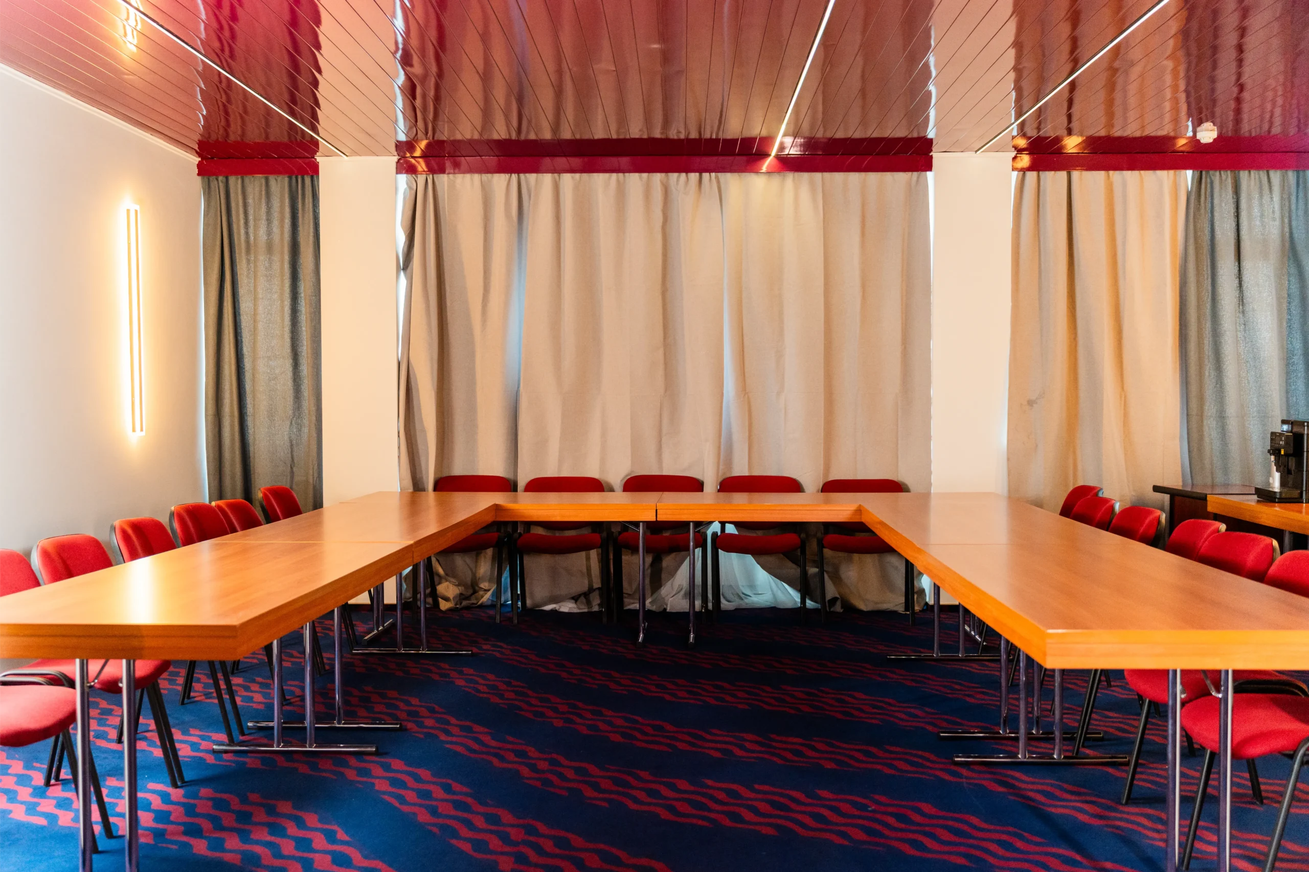 Sala Dharma - Hotel Excelsior